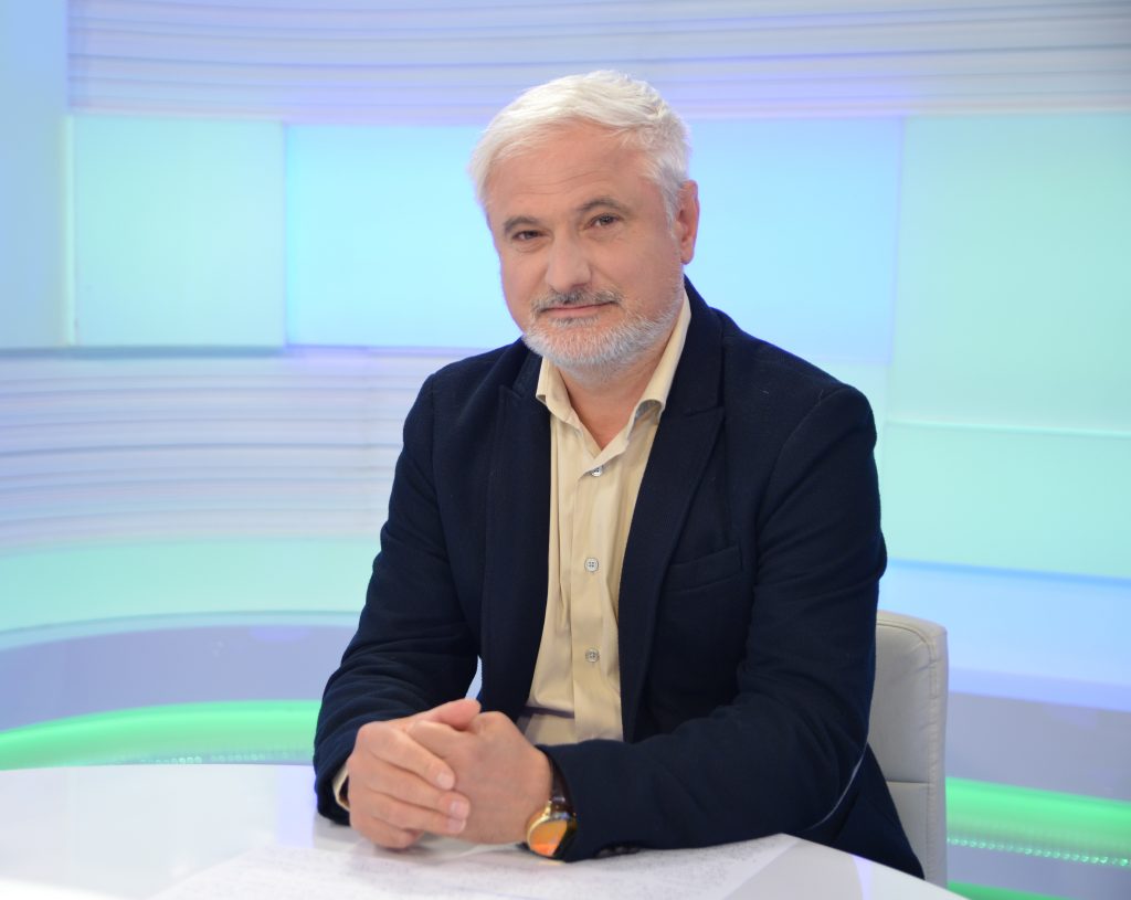 Adrian Majuru – Muzeul Municipiului Bucuresti